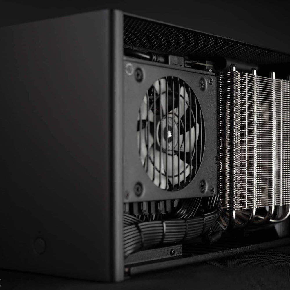 LOUQE GHOST S1 MkIII - Premium Small Form Factor Mini-ITX Case